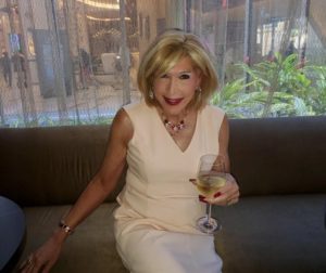 Eye Candy: Laura White Revisited - Glamour Boutique